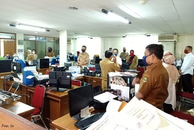 Tekan Klaster Perkantoran, Sistem Kerja ASN Berdasarkan Zona Risiko Tekan Klaster Perkantoran, Sistem Kerja ASN Berdasarkan Zona Risiko